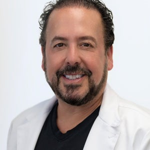 Stuart Diamond, MD Reviews, Before and After Photos, Answers - RealSelf
