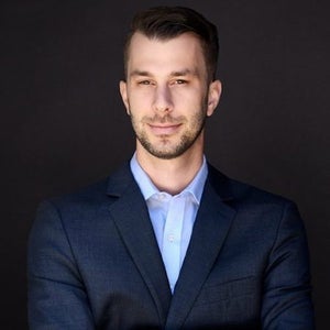 Steven Curti, MD Reviews, Before and After Photos, Answers - RealSelf