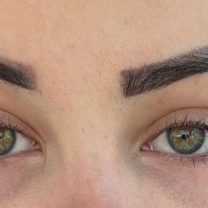 uneven eyebrows microblading
