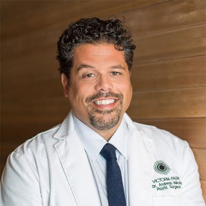 Andreas Nikolis, MD Reviews, Before and After Photos, Answers - RealSelf