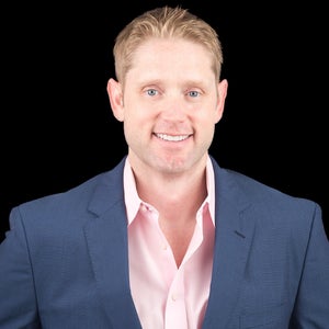 Kyle Shaddix, MD Reviews, Before and After Photos, Answers - RealSelf