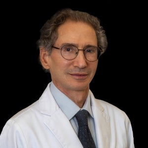 Robert M. Lowen, MD Reviews, Before and After Photos, Answers - RealSelf