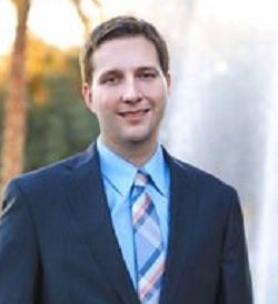 Dustin Heringer, MD Reviews, Before and After Photos, Answers - RealSelf