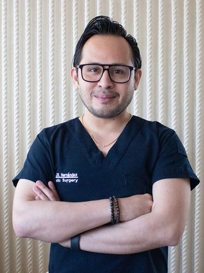 Roberto Hernandez, MD Reviews, Before and After Photos, Answers - RealSelf