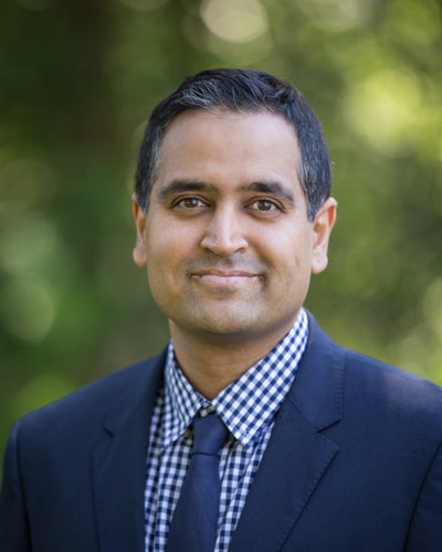 Samir Undavia, MD Reviews, Before and After Photos, Answers - RealSelf