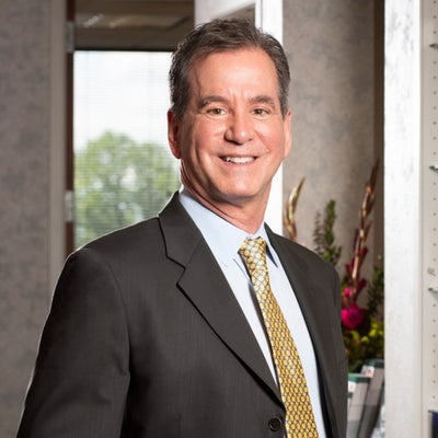 RealSelf: Mark E. Richards, MD