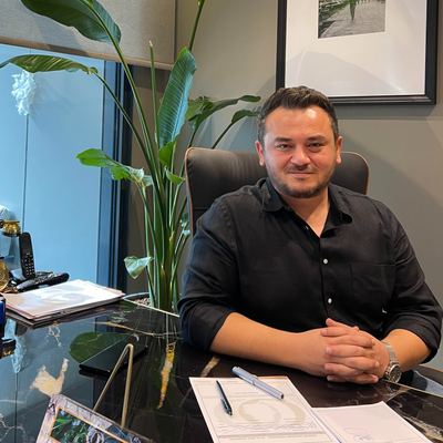 Oguzhan Oguz, MD Reviews, Before and After Photos, Answers - RealSelf