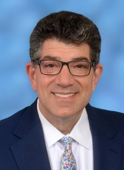 Eric Desman, MD Reviews, Before and After Photos, Answers - RealSelf