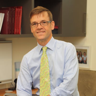 RealSelf: Hamish Farrow, MBBS, FRACS