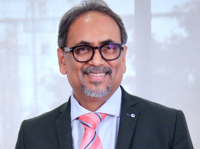 Rajesh Vasu Chokka, MD Reviews, Before and After Photos, Answers - RealSelf